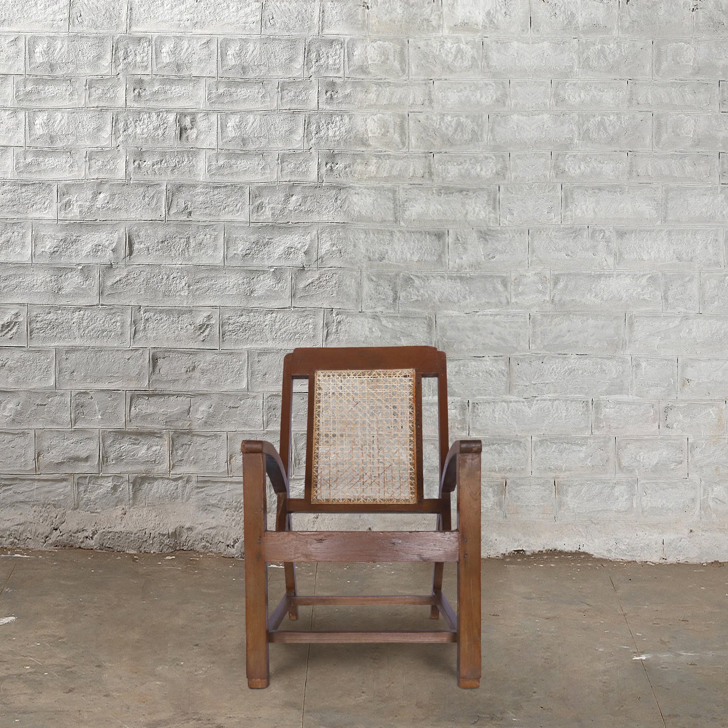 Chair With Slanted Back - John Robshaw Textiles